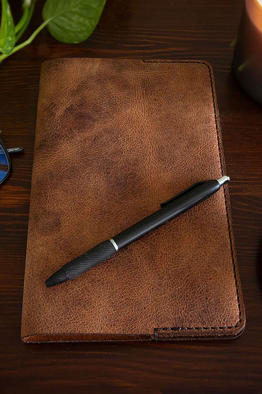 Old Country Leather - Handcrafted Leather Goods. Made in Canada