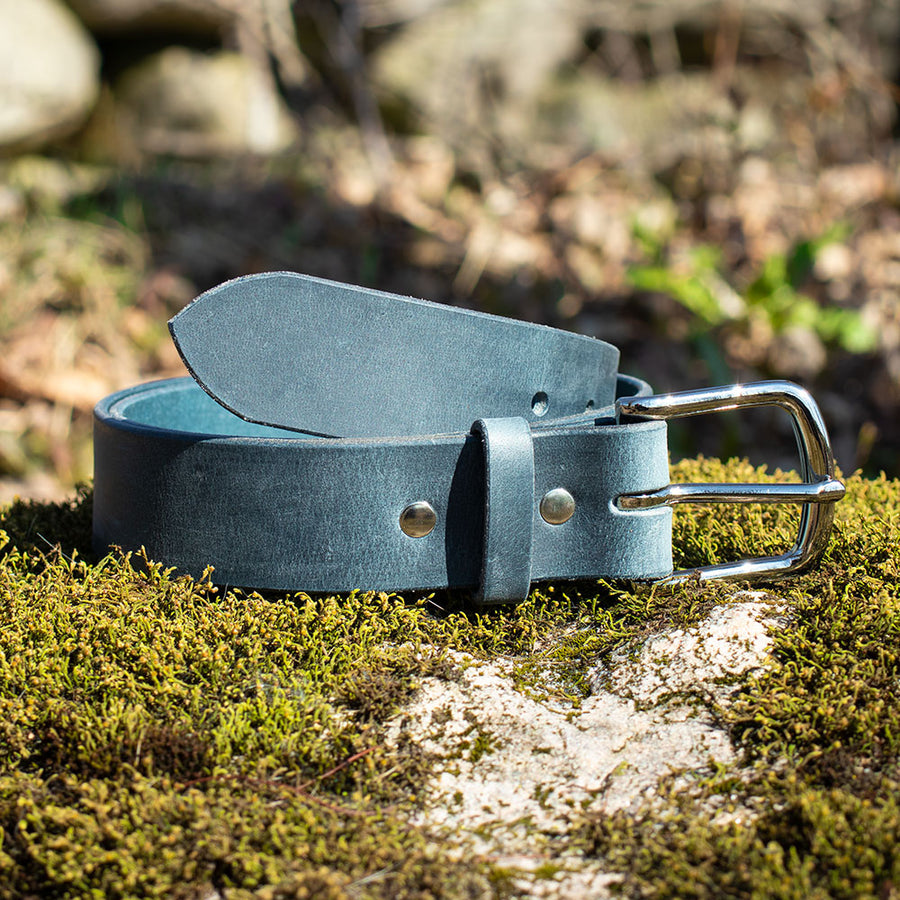 Leather Belts - Handcrafted Full-Grain Canadian Made | Old Country Leather