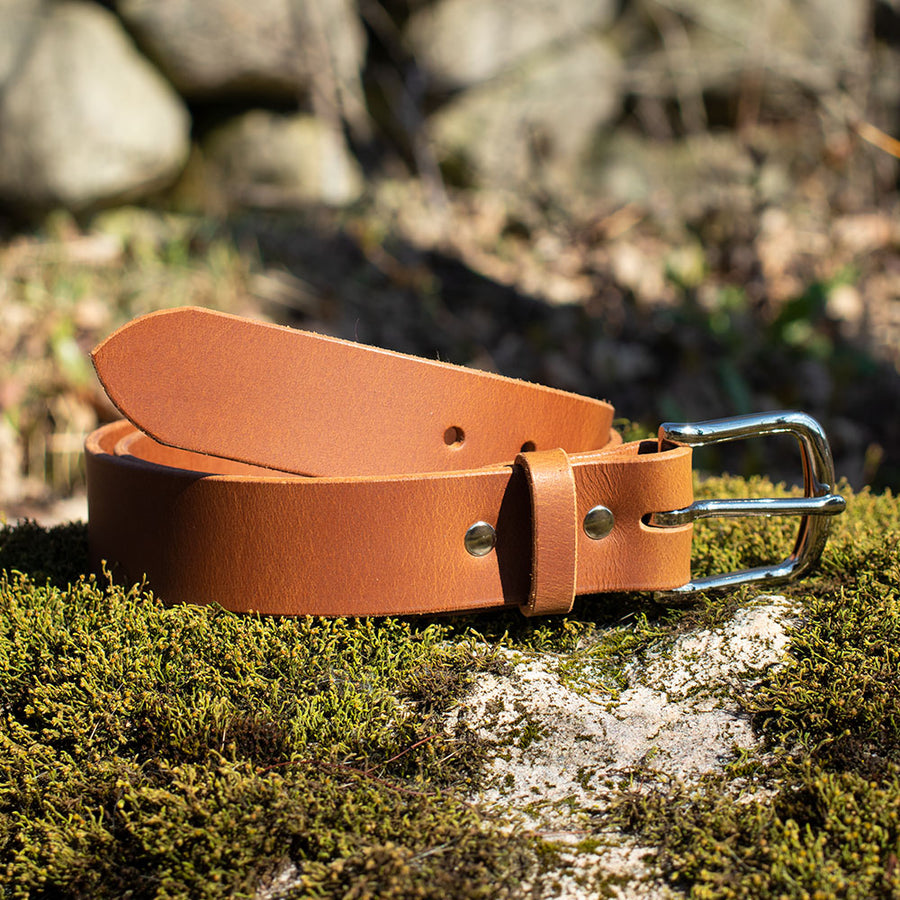 Leather Belts - Handcrafted Full-Grain Canadian Made | Old Country Leather